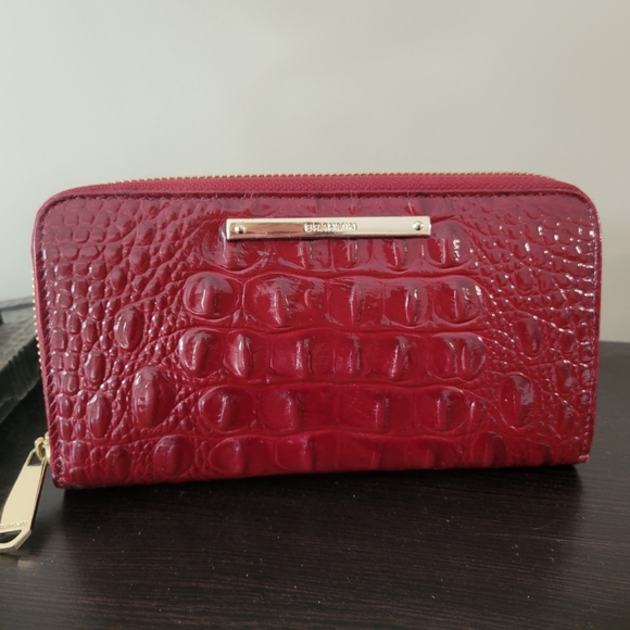 Brahmin | Bags | Brahmin Crocodile Embossed Womens Wallet | Poshmark